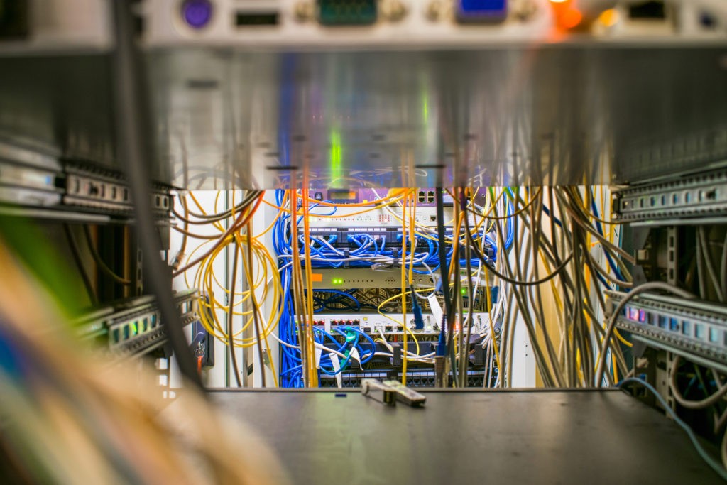 CI vs HCI vs DHCI Data Center Architecture Comparison: An ...